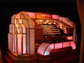 Virtual Theatre Organ - Compton 5/22 console